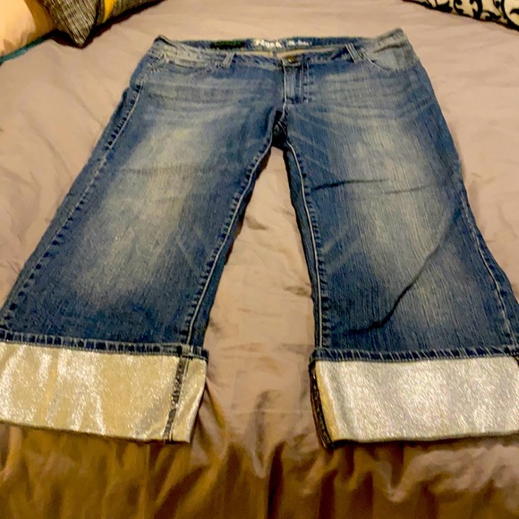 Wrangler | Pants & Jumpsuits | Wrangler Rock Womens Capris | Poshmark